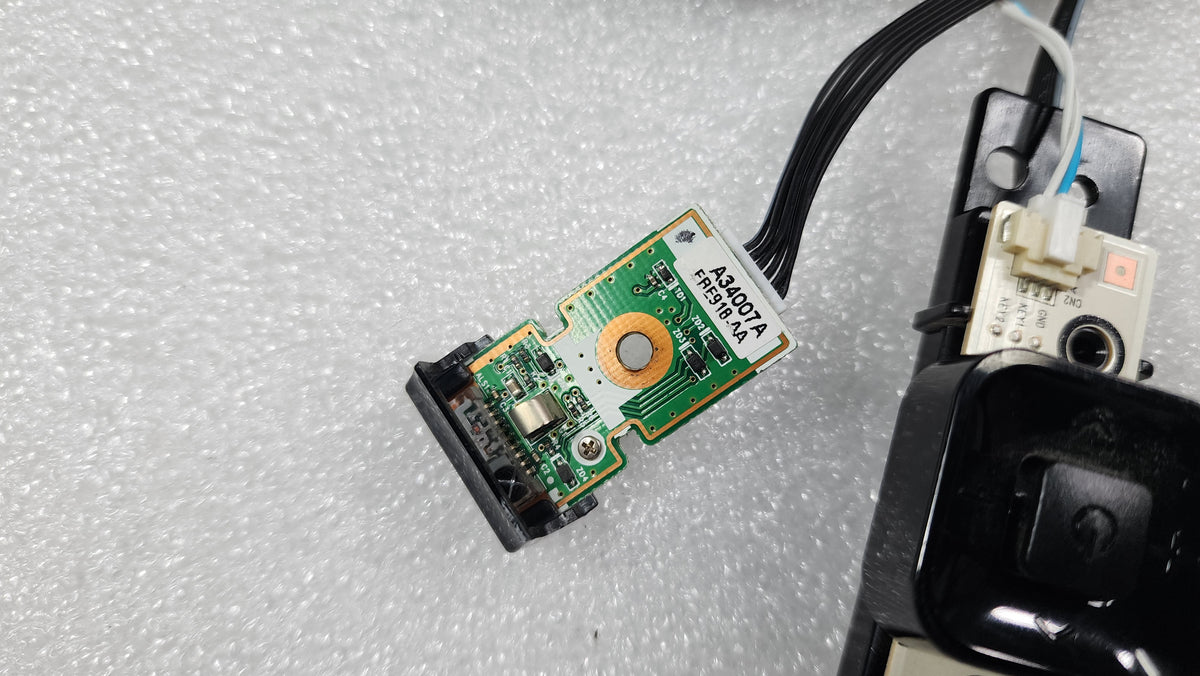 Samsung Wifi, Bluetooth, IR Remote Sensor, and Buttons Assembly BN59-0 ...